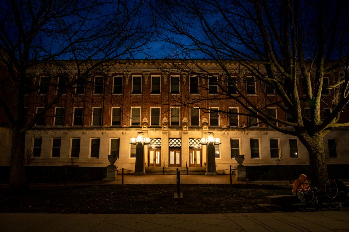 12. NOYES LABORATORY OF CHEMISTRY LIMITED FIRST FLOOR RENOVATION